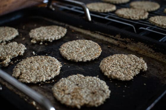 Savoury Oatcakes Recipe - The Hedgecombers
