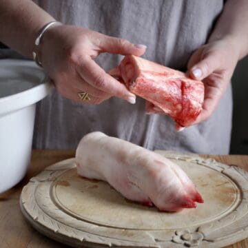 Guernsey Bean Jar in the Slow Cooker - The Hedgecombers