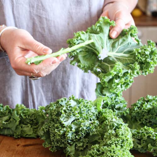 The Best Broccoli Kale Salad : Keto / Paleo / Whole30 - The Hedgecombers