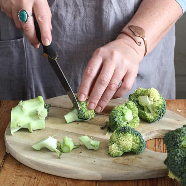 The Best Broccoli Kale Salad : Keto / Paleo / Whole30 - The Hedgecombers