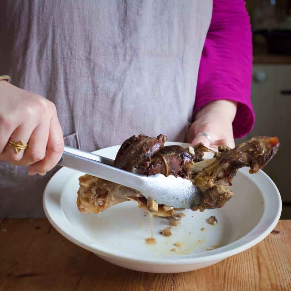 How to Cook Slow Cooker Venison Shanks - The Hedgecombers